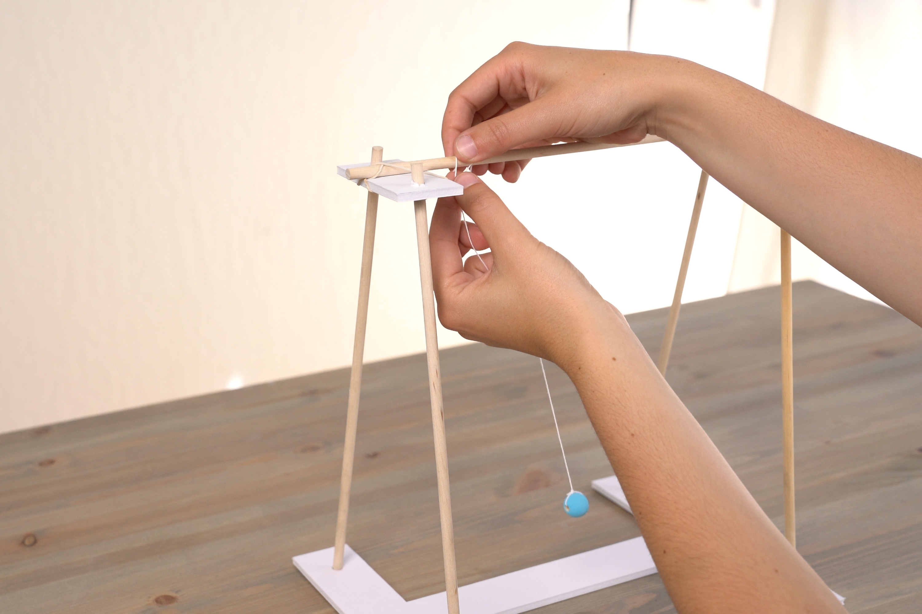 Pendulum Wave Toy DIY For Beginners KiwiCo