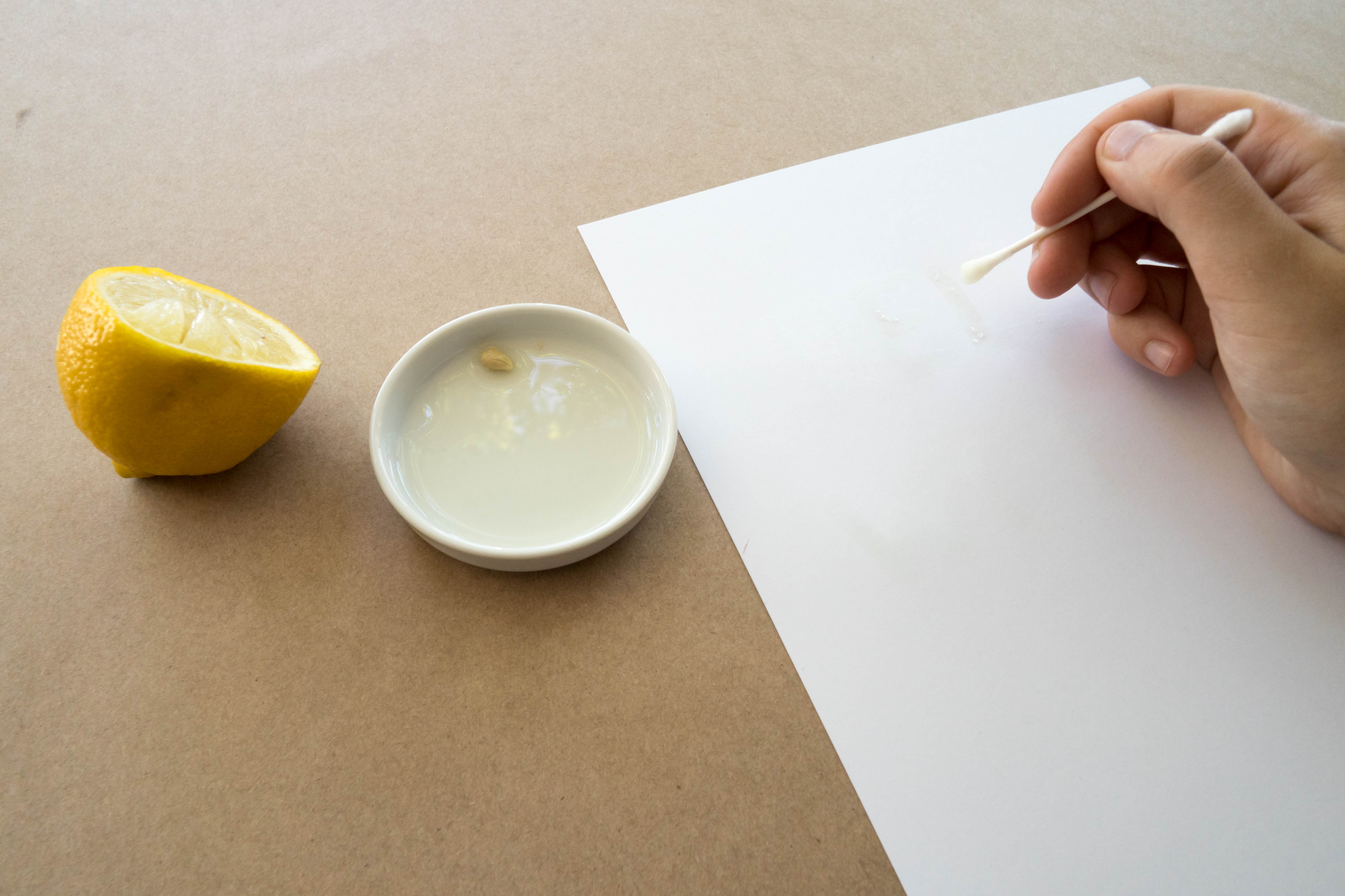 Hostmetro blogg se Using Heat And Lemon Juice To Reveal Hidden Messages Hostmetro blogg se Using Heat And Lemon Juice To Reveal Hidden Messages